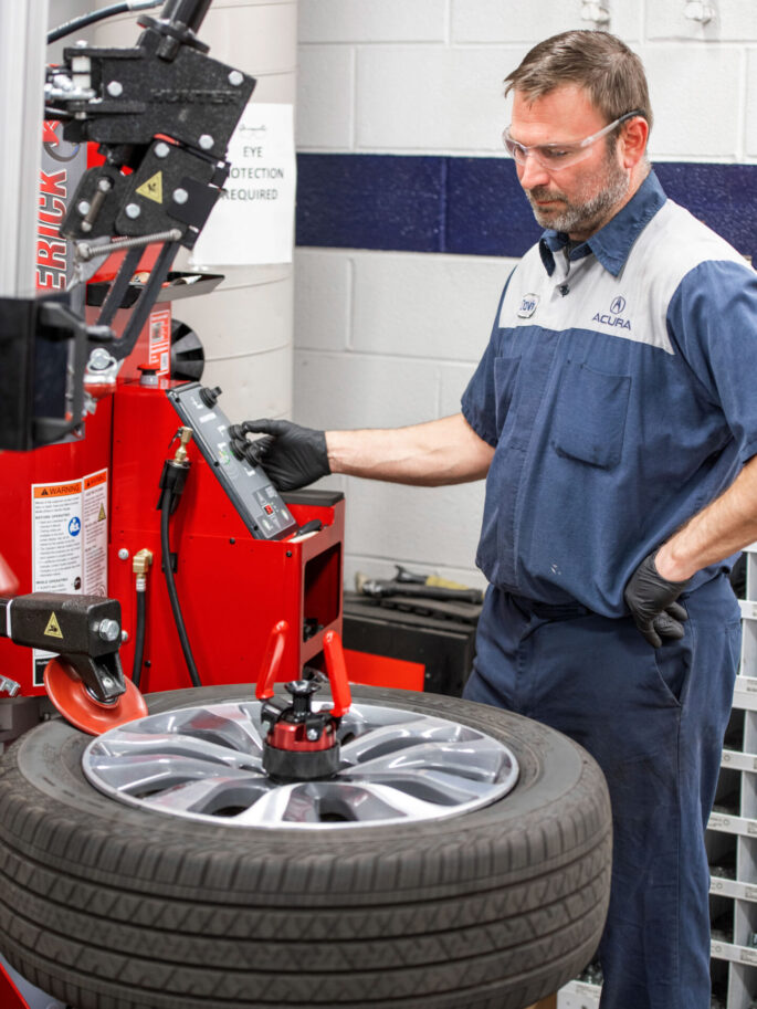 Hunter Maverick® Tyre Changer, Tyre Changing Machine - George Stock ...